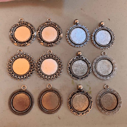 Sale!! 12 pcs Glass Cabochon Flat backs Bezel frame 20mm – Beadsy Beads